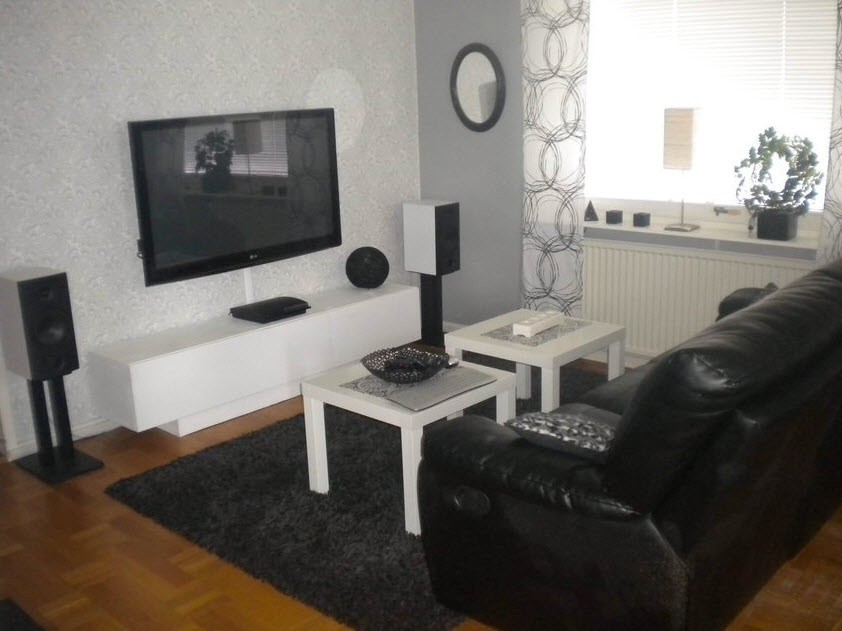 simple tech space | Interior Design Ideas