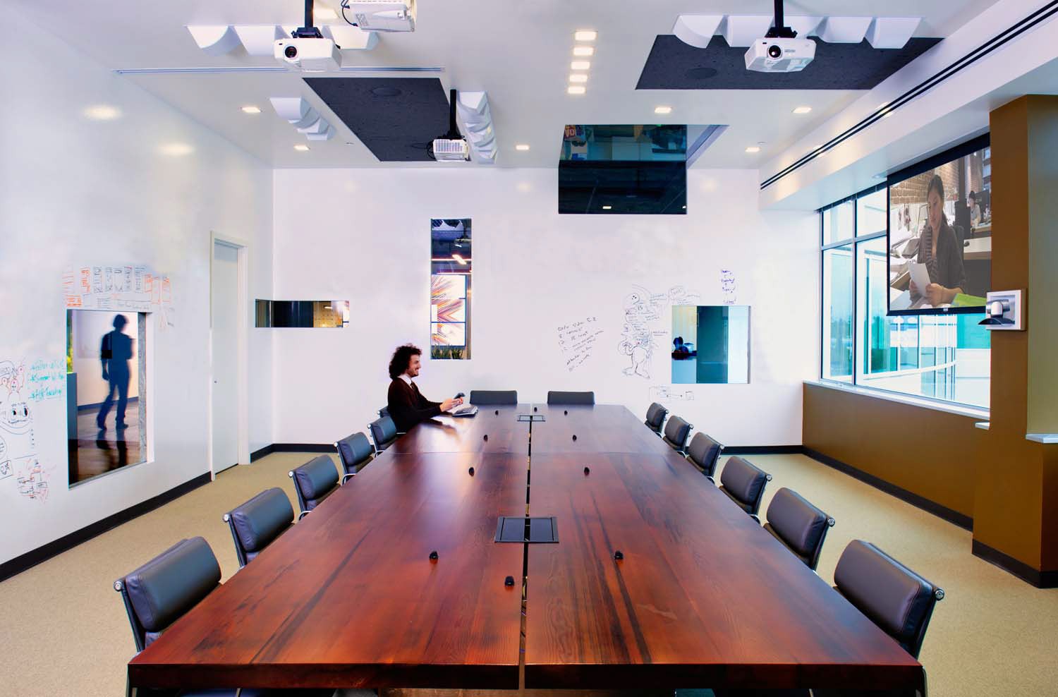 AOL large meeting area | Interior Design Ideas