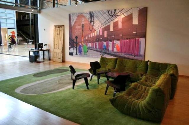 pixar living area with art | Interior Design Ideas