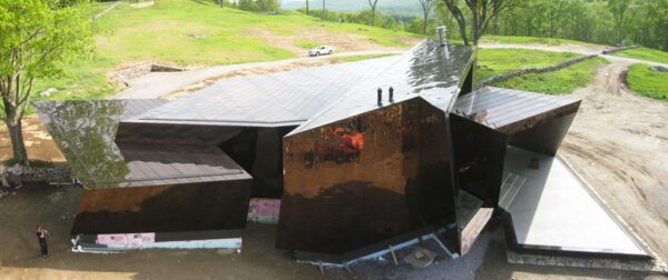 18.36.54 House: Structurally Awesome