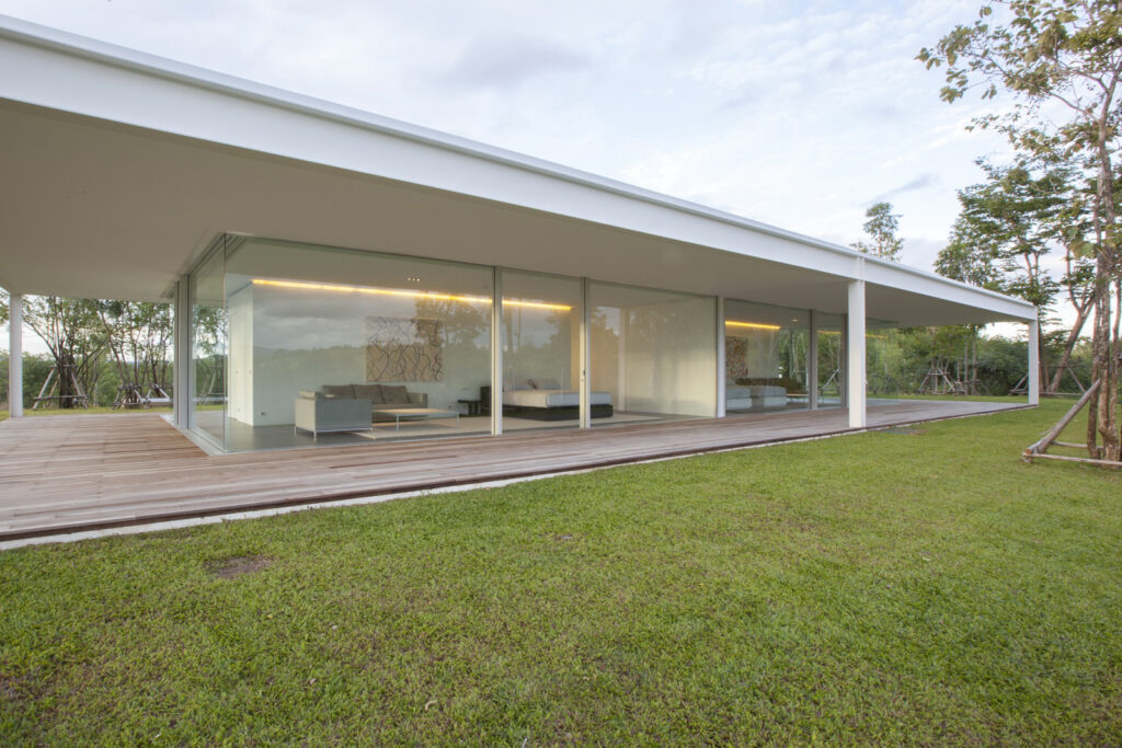 World's Longest House - 150 meter (492 ft)