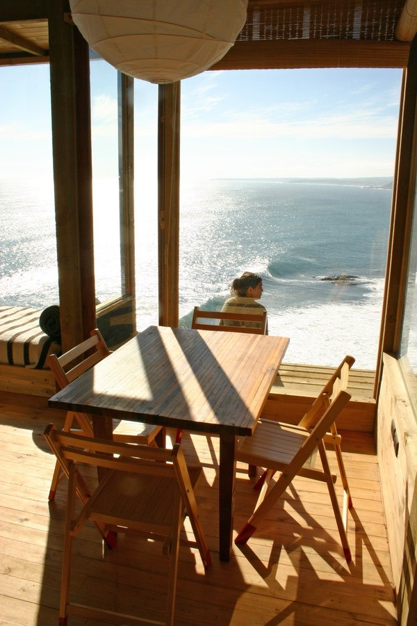 scenic-view-across-the-table | Interior Design Ideas