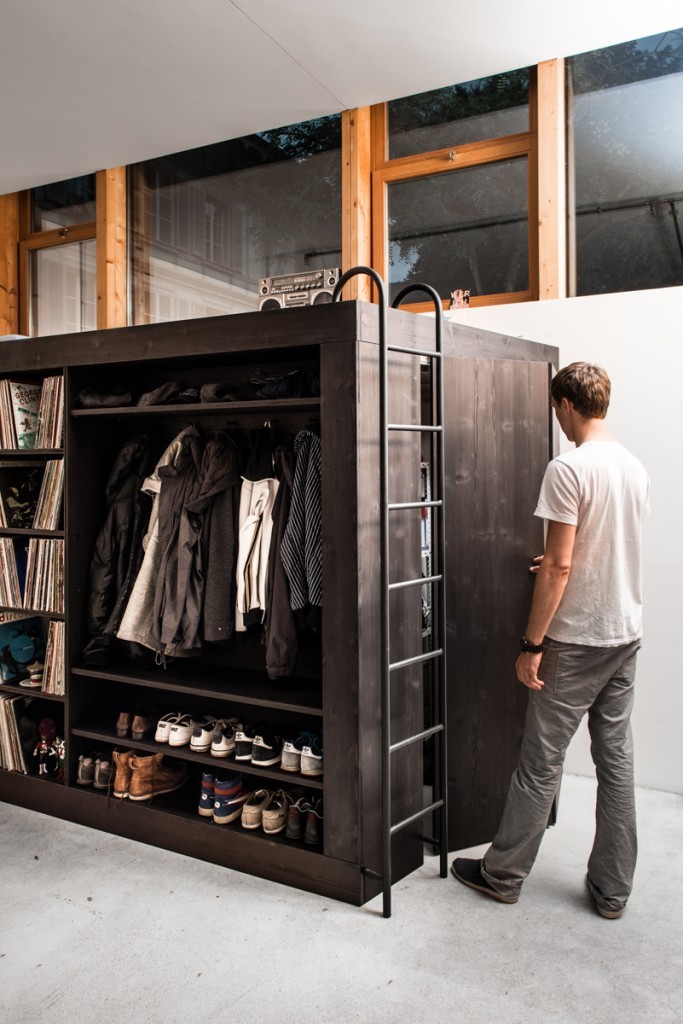 "Living Cube" Offers Stylish Storage Solution