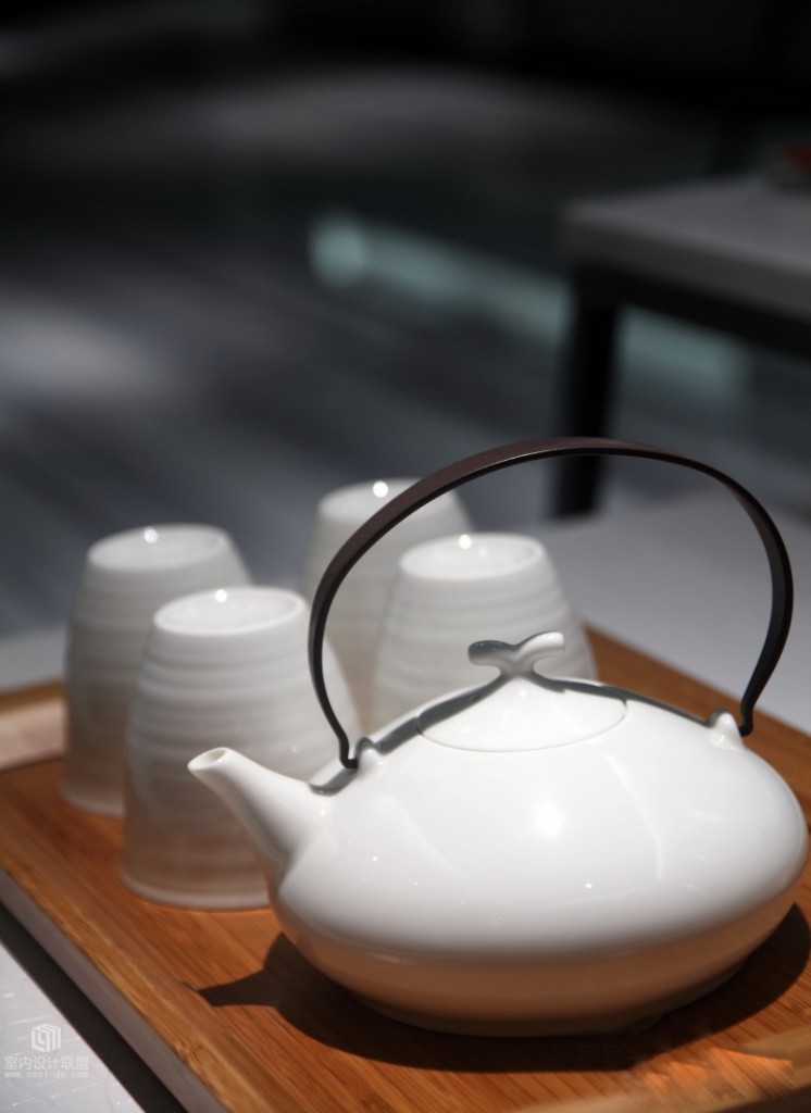 Ceramic teapot | Interior Design Ideas