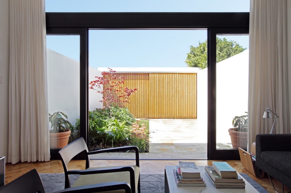 modern-courtyard | Interior Design Ideas