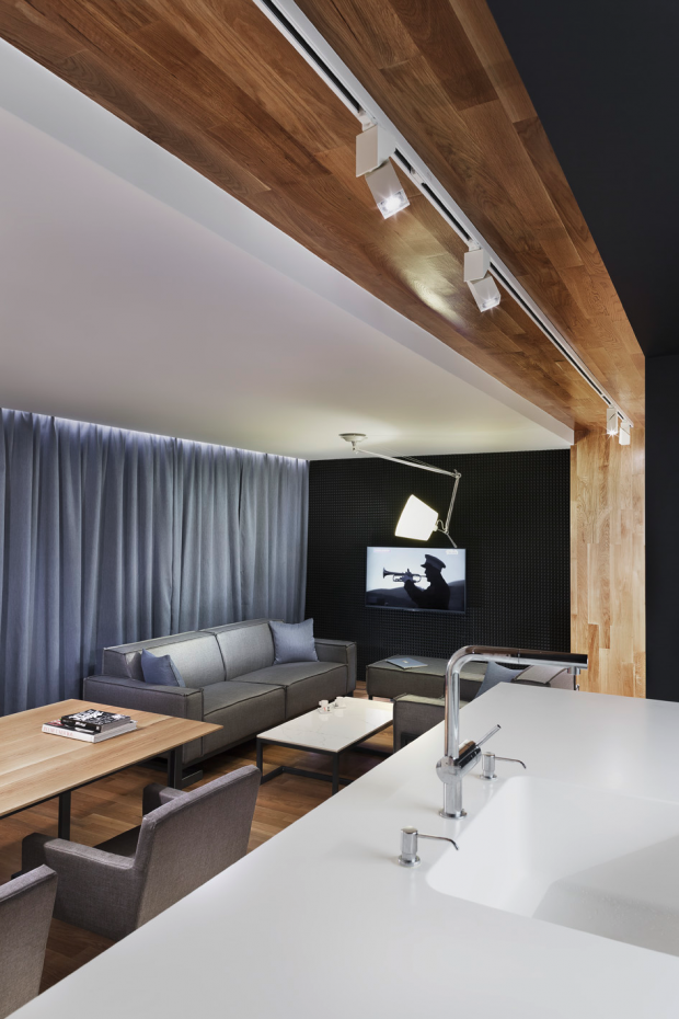 simple-track-lighting | Interior Design Ideas