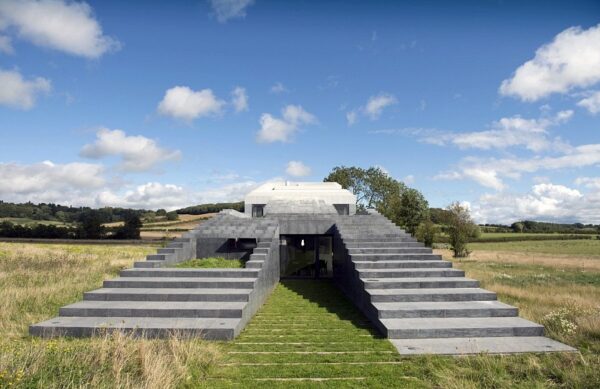 Wedge Shaped House Is Britain’s House Of The Year