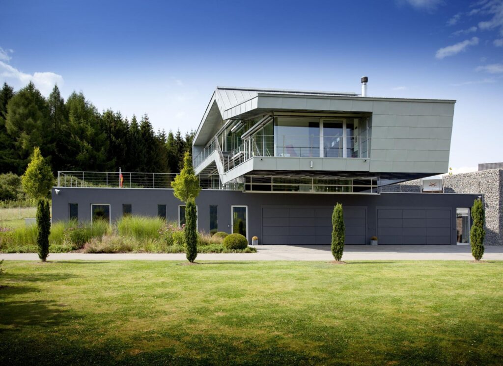 An Engineer's Incredible High-Tech Dream Home