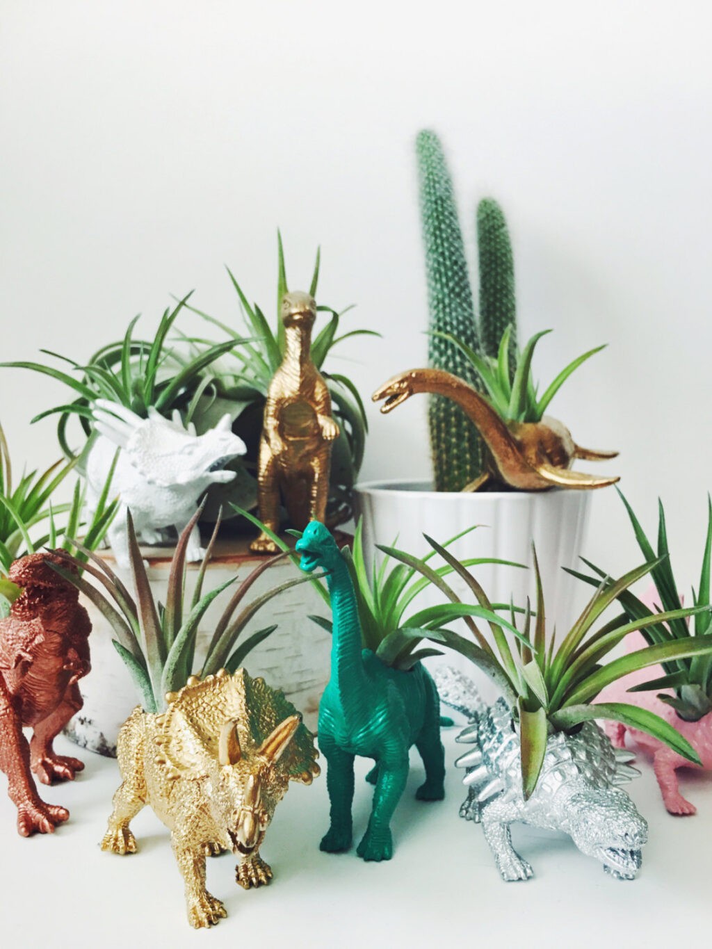50 Unique Animal Planters To Help You Bring Nature Indoors
