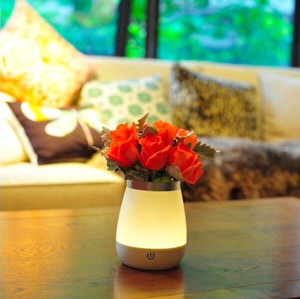 25 Stylish Bedside Lamps for Every Style and Function