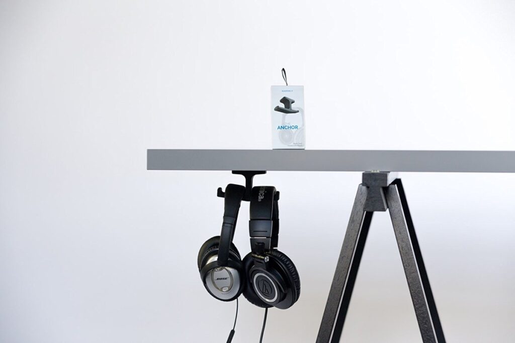 30 Cool Headphone Stands & Earphone Holders To Make a Feature of Your Beats