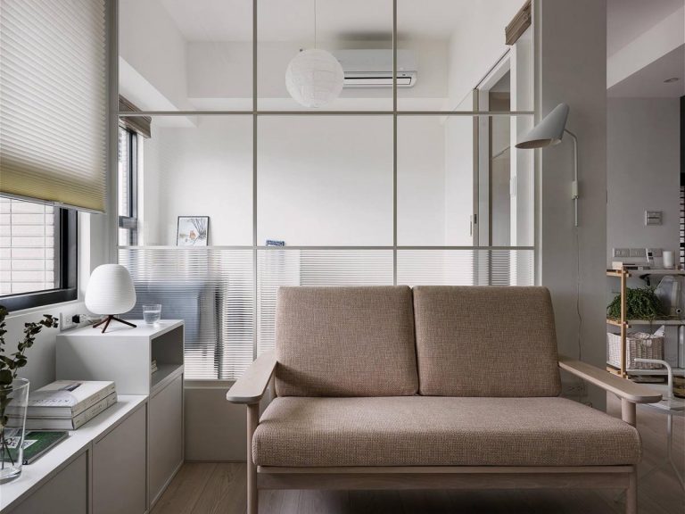 Beige settee | Interior Design Ideas