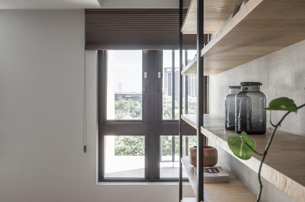 Open Plan Home Decor With Interesting Layers