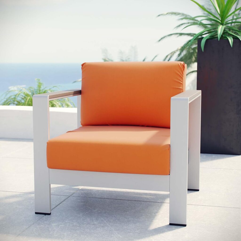 51 Modern Outdoor Chairs To Elevate Views of Your Patio & Garden