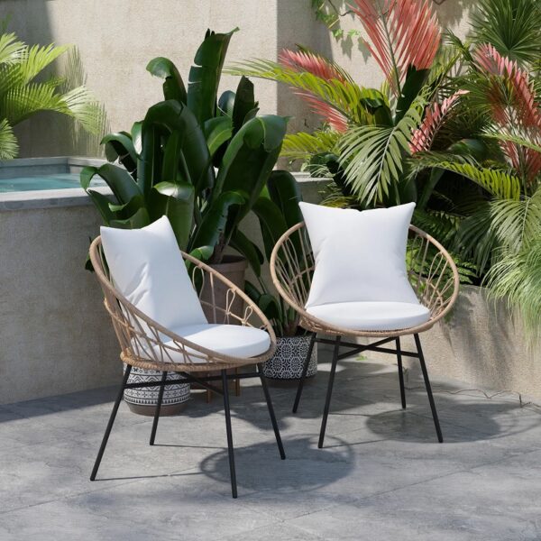 51 Modern Outdoor Chairs To Elevate Views of Your Patio & Garden