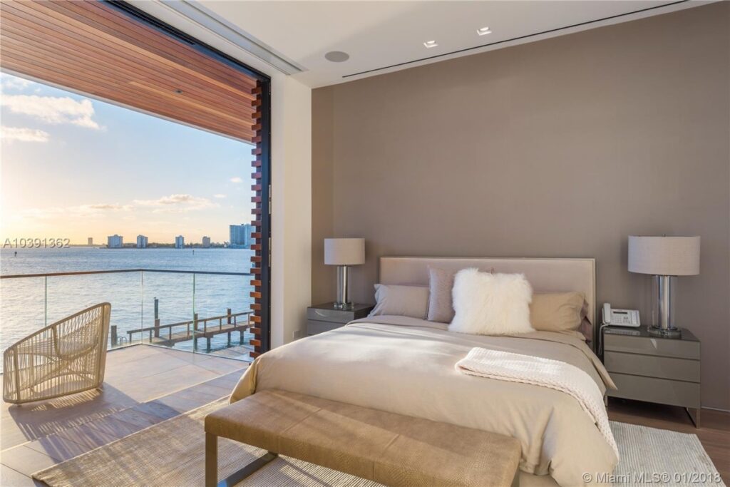 Magnificent Modern Miami Mansion With Ocean Panorama