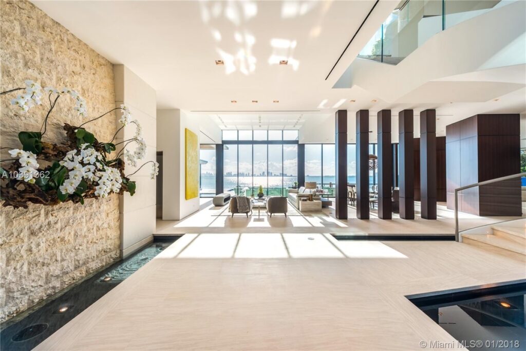 Magnificent Modern Miami Mansion With Ocean Panorama