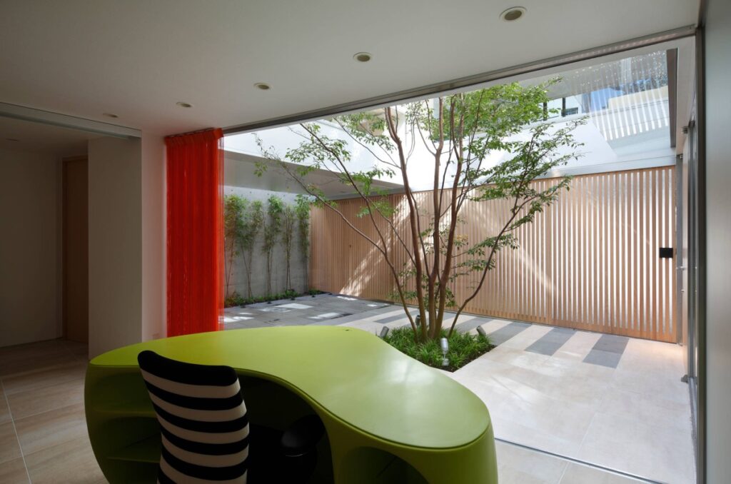 Unusual desk | Interior Design Ideas