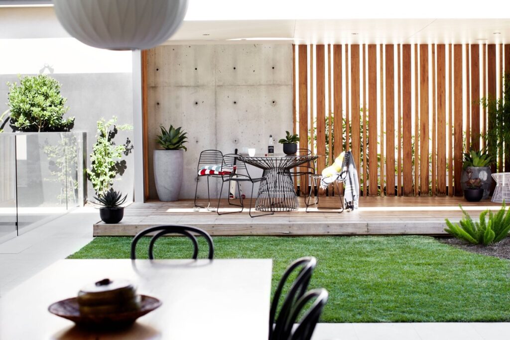 51 Captivating Courtyard Designs That Make Us Go Wow