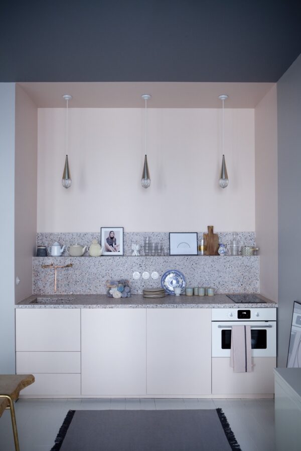 51 Inspirational Pink Kitchens With Tips & Accessories To Help You ...
