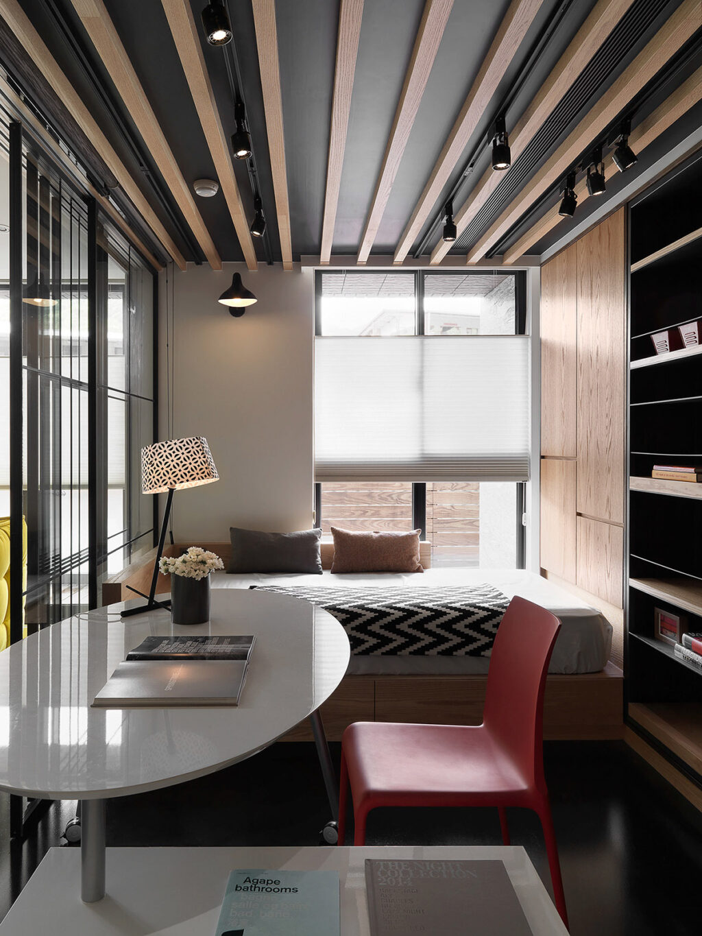 Snazzy Modern Flat With Rustic Meets Industrial Decor