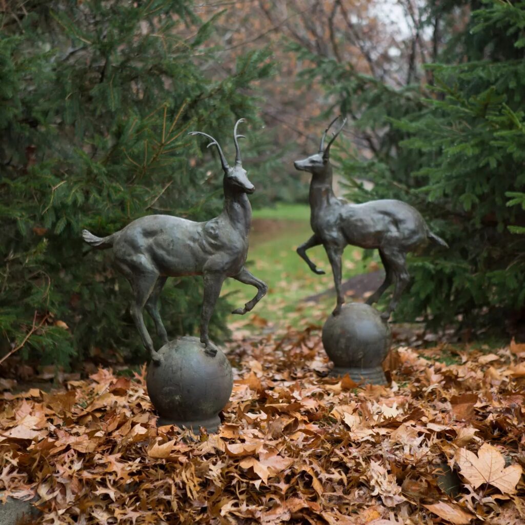51 Garden Statues To Add An Artistic Touch To Your Outdoor Decor
