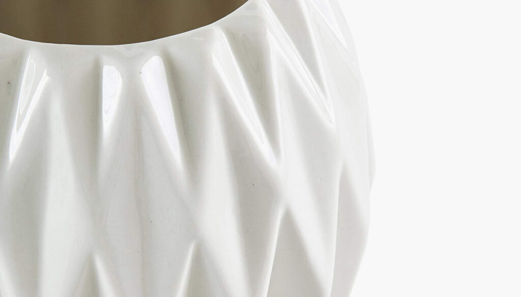 geometric folded pattern vase | Interior Design Ideas