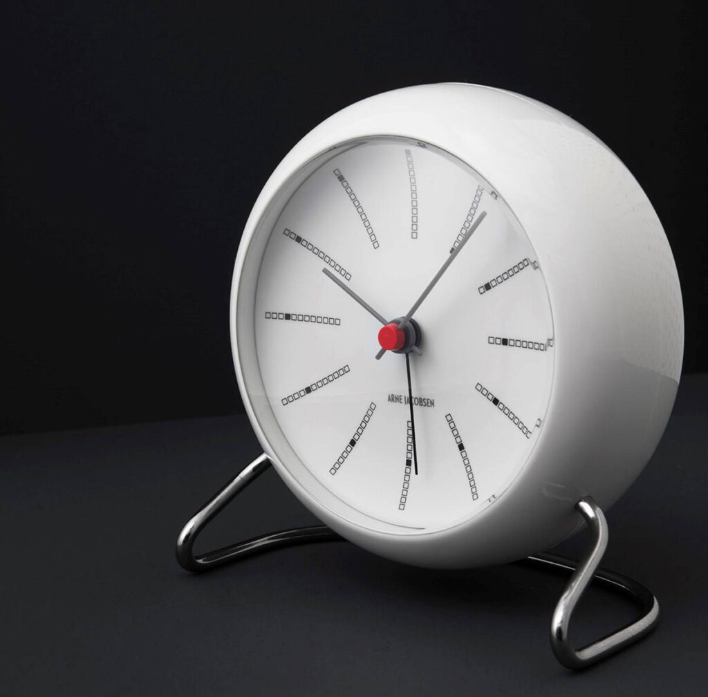 41 Mid Century Modern Clocks To Accessorize Your Wall, Desk, Or Mantel
