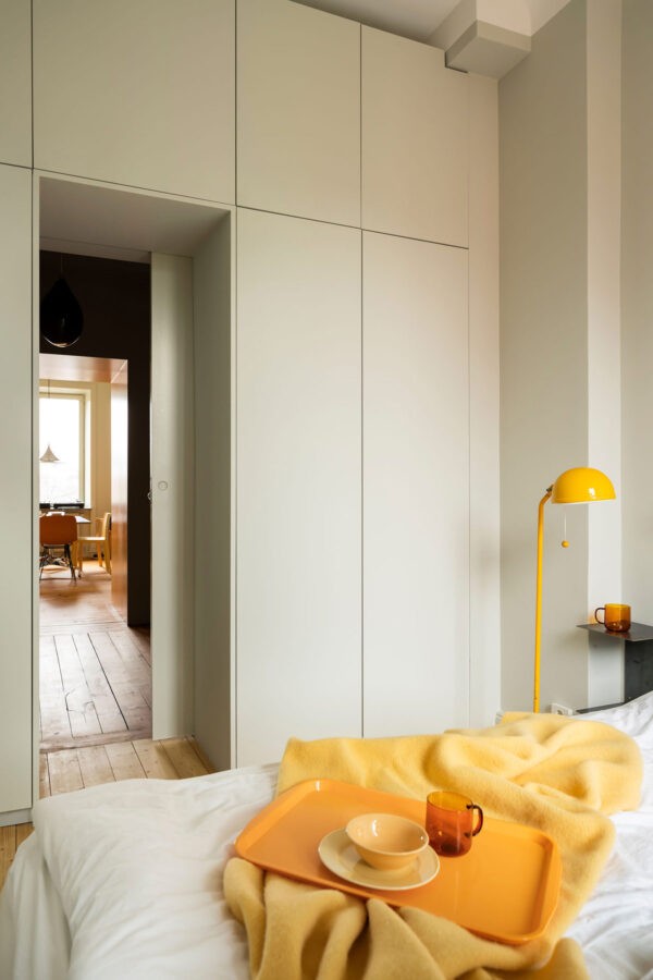 White And Yellow Interior Design: Tips With Images To Get It Right