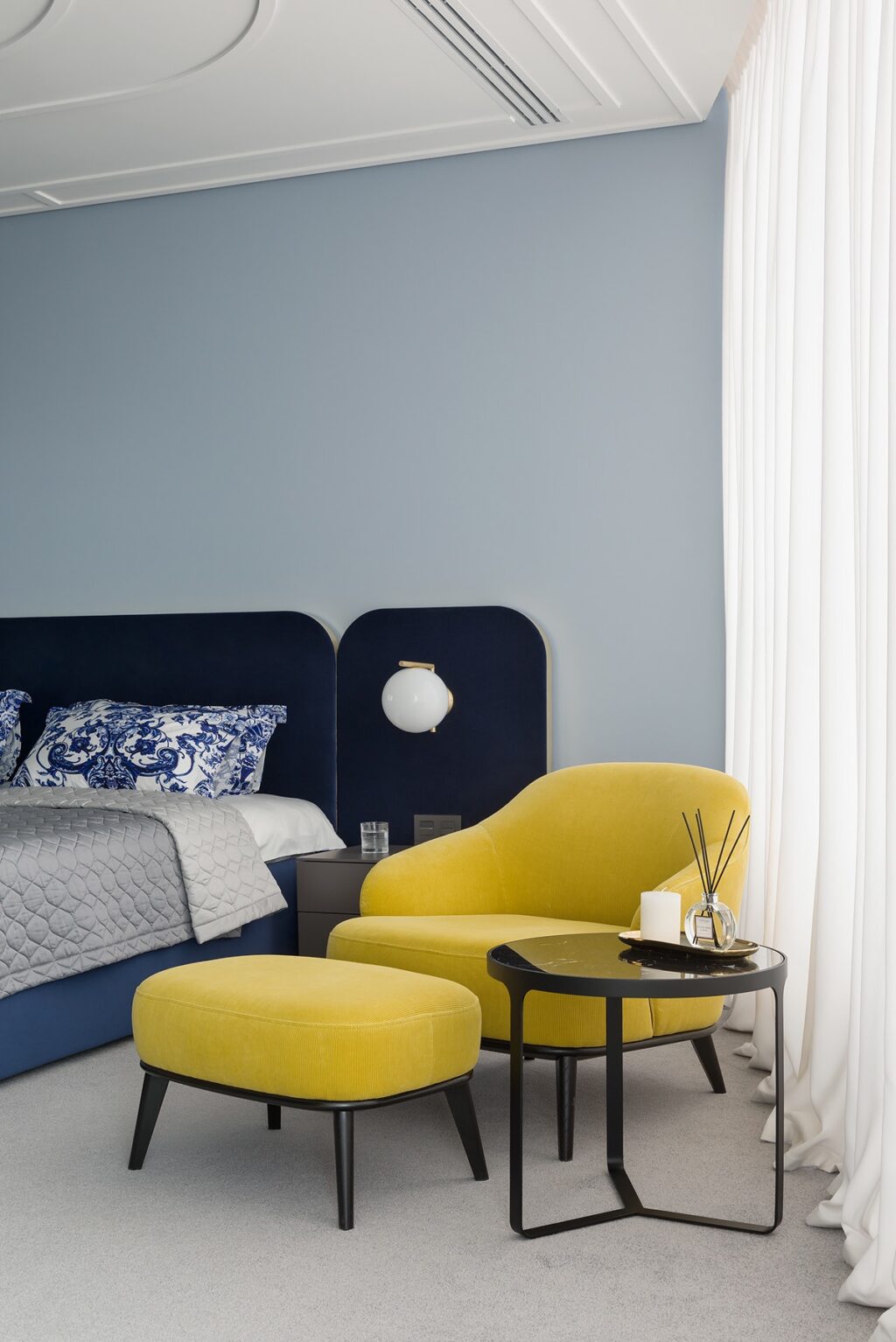 Bold And Breezy Interiors That Mix Blue And Pink Decor, With Red Accents