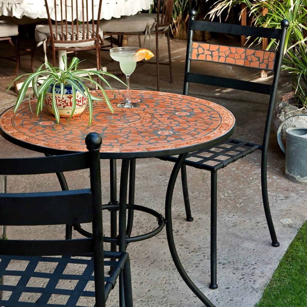 51 Outdoor Dining Tables That Will Wow Your Dinner Guests