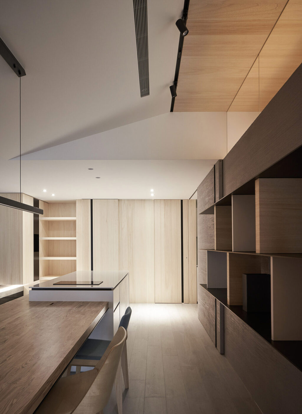 2 Unique and Unconventional Home Layouts