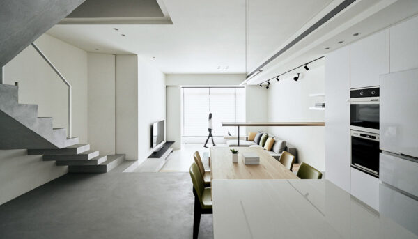 2 Unique and Unconventional Home Layouts