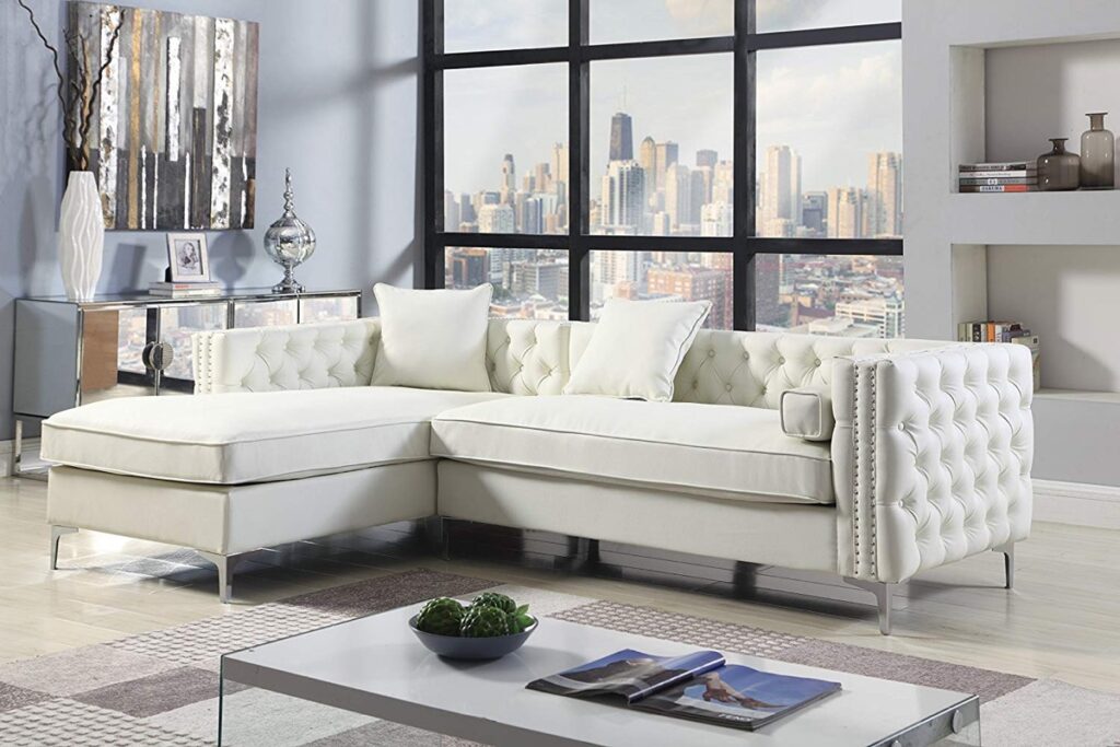51 Tufted Sofas that Make Everyday Comfort Look Extraordinary