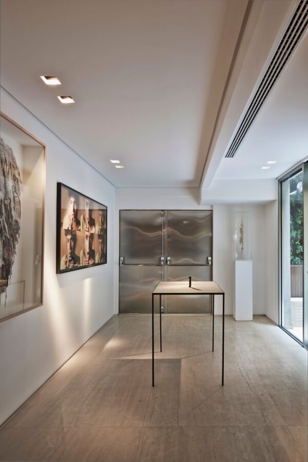 art plinth | Interior Design Ideas