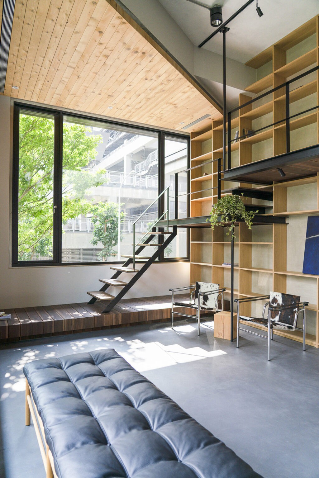 Award Winning Home Interior With Suspended Bedrooms