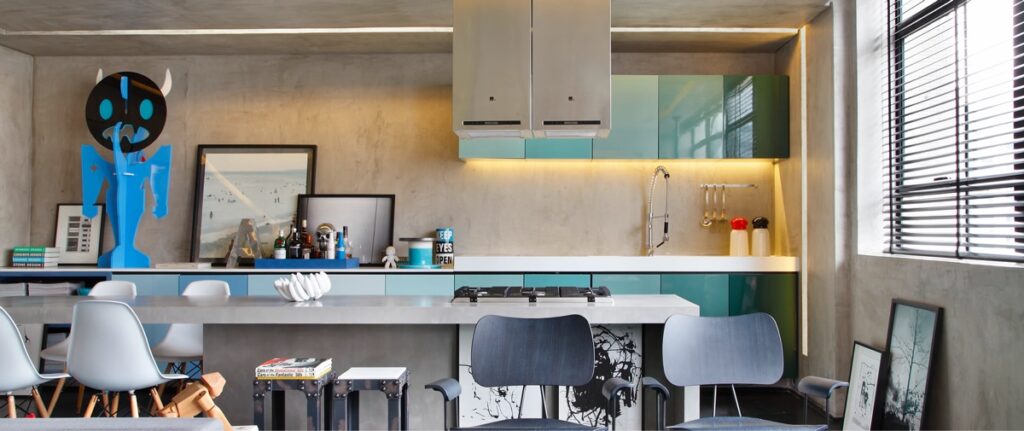 blue accent kitchen | Interior Design Ideas