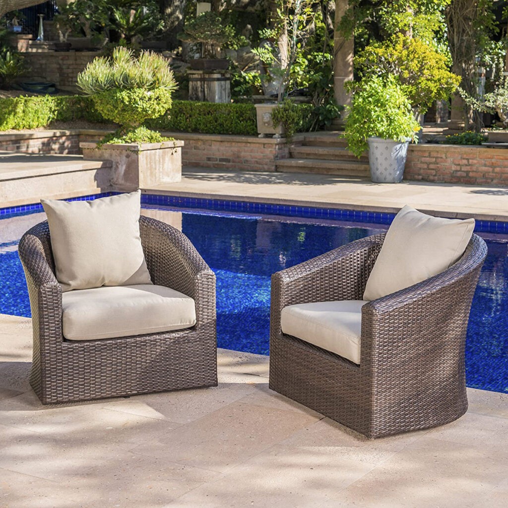 51 Club Chairs that Offer Supreme Comfort and Timeless Style