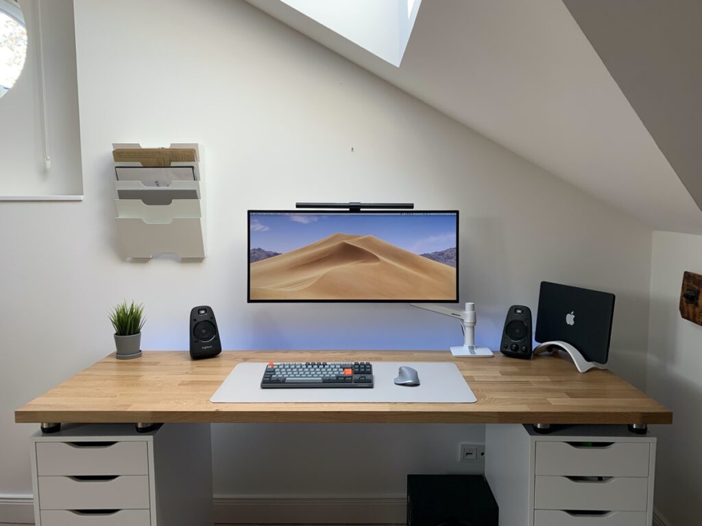 minimalist gaming setup | Interior Design Ideas