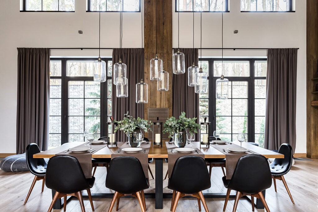 Rich & Rustic Home Interiors That Ooze Rural Allure