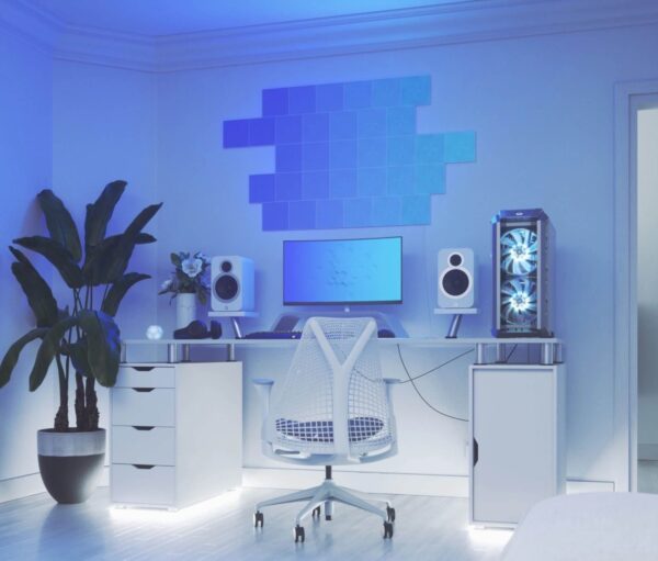 white computer chair | Interior Design Ideas