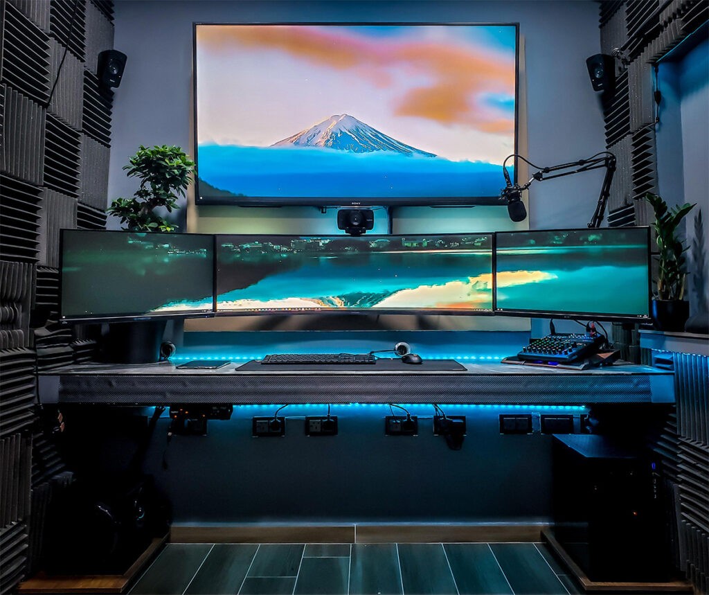 40 Workstation Setups That We Really Like