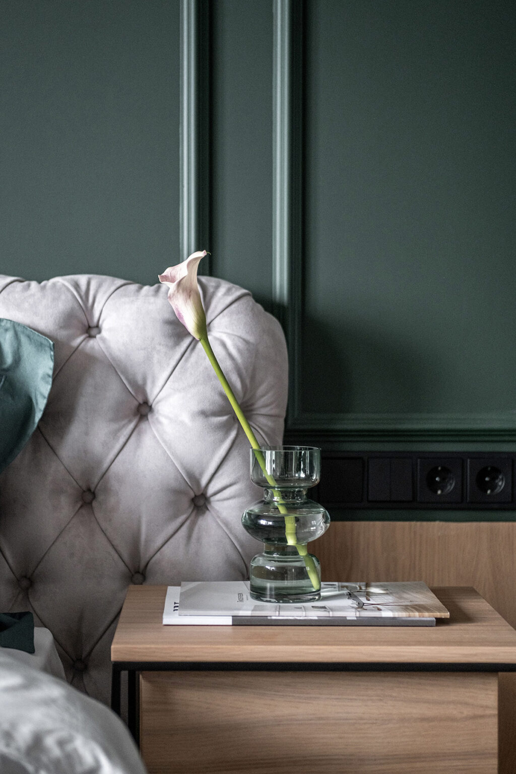glass vase | Interior Design Ideas