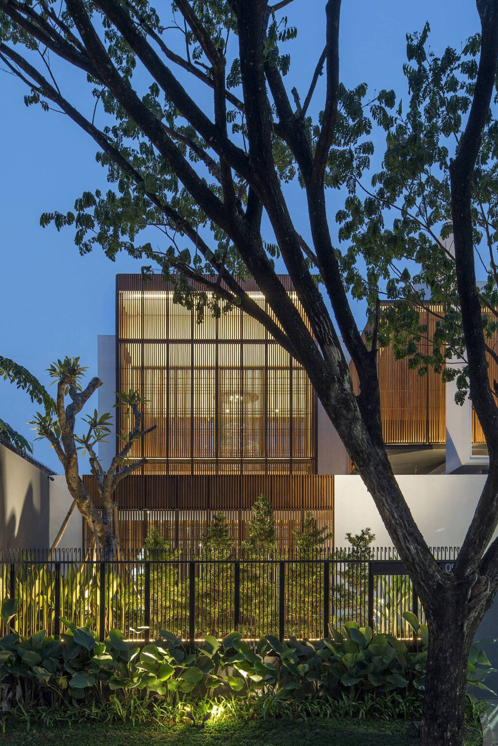 Serene Timber Screen House in Jakarta