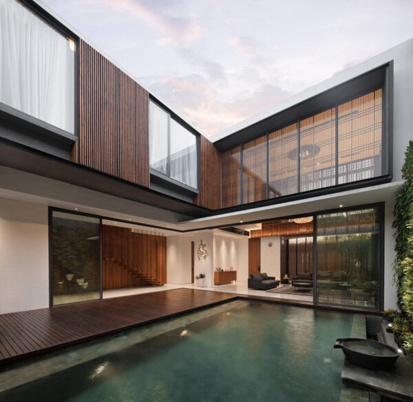 Serene Timber Screen House in Jakarta