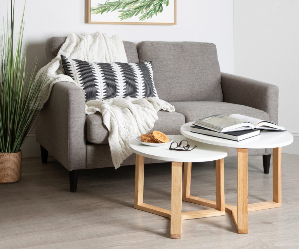 51 White Coffee Tables to Refresh Your Living Room