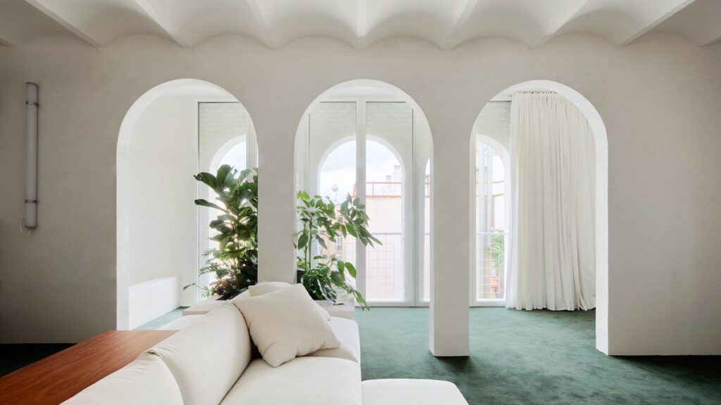 51 Archways That Create Seductive Spaces