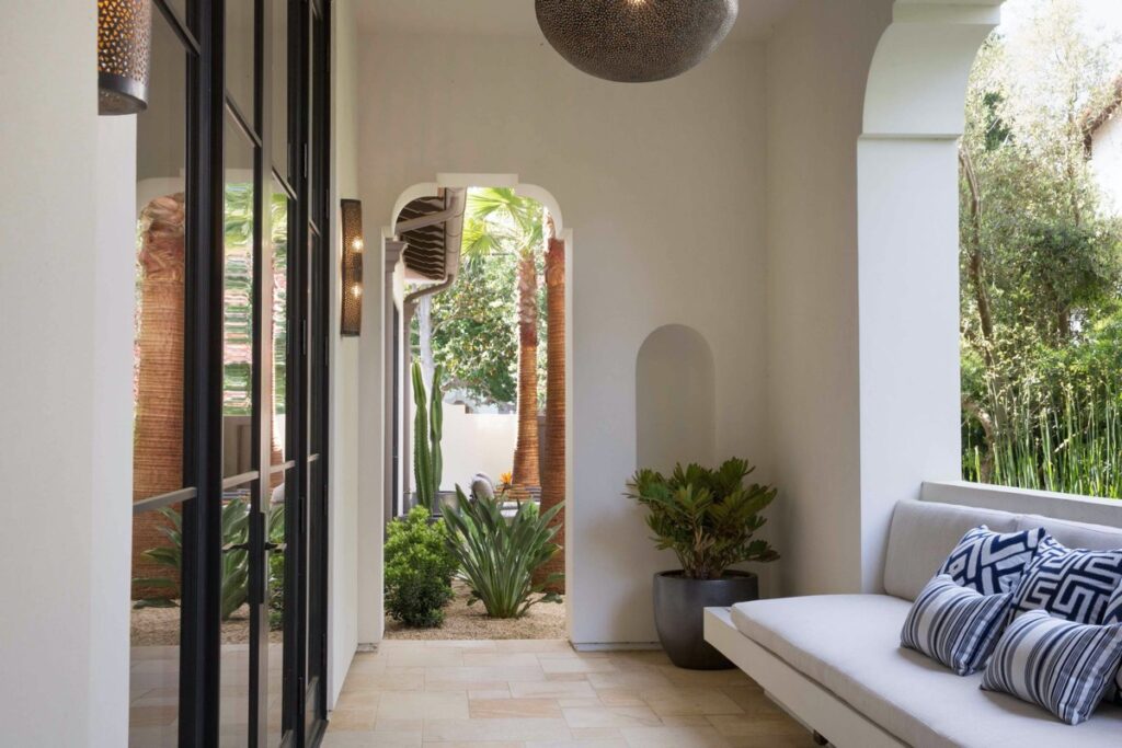 51 Archways That Create Seductive Spaces