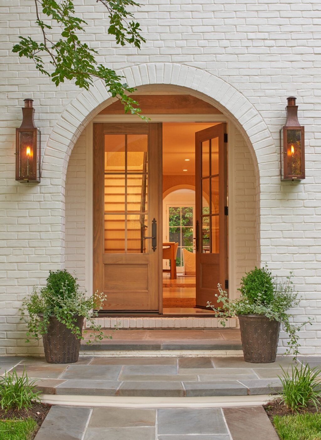 51 Attractive Ways To Use Arches In Interior Design