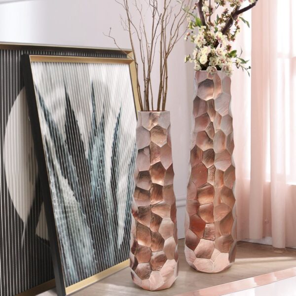 51 Floor Vases with Endless Decor Potential for Any Interior Style